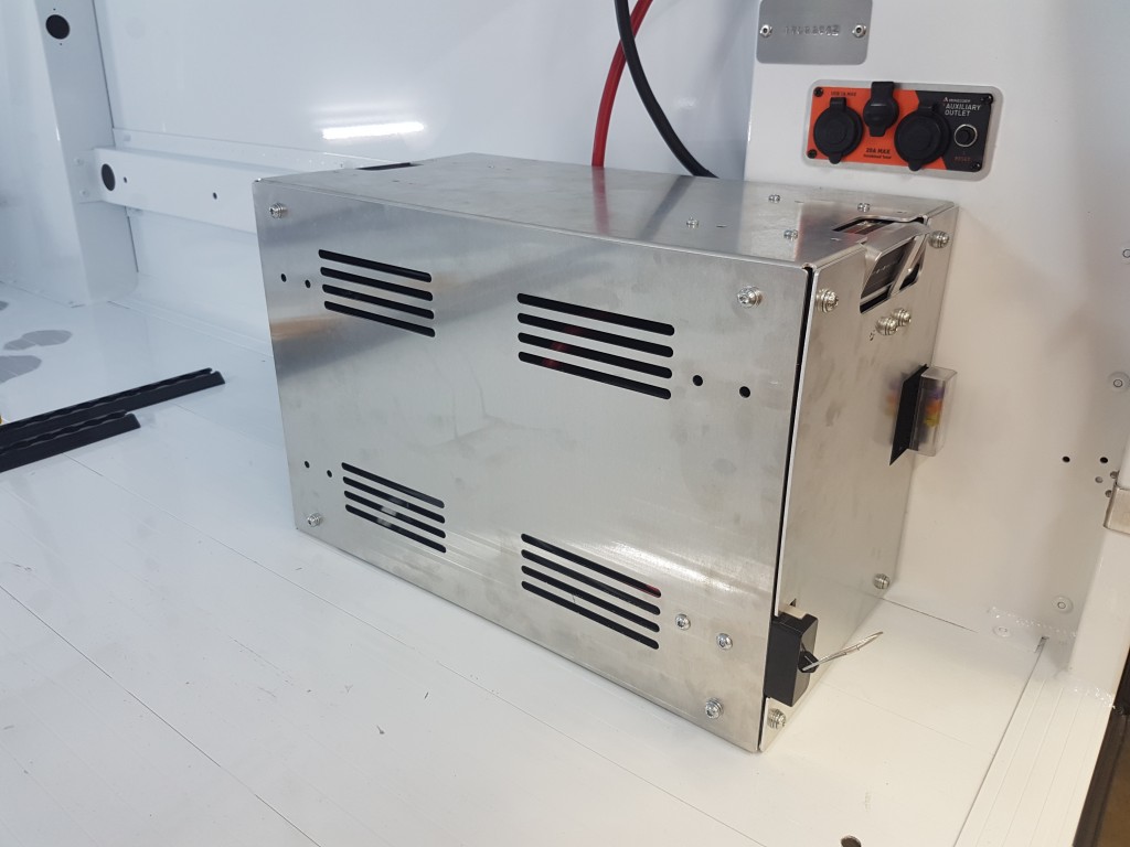 Internal Dual Battery Systems - Minecorp