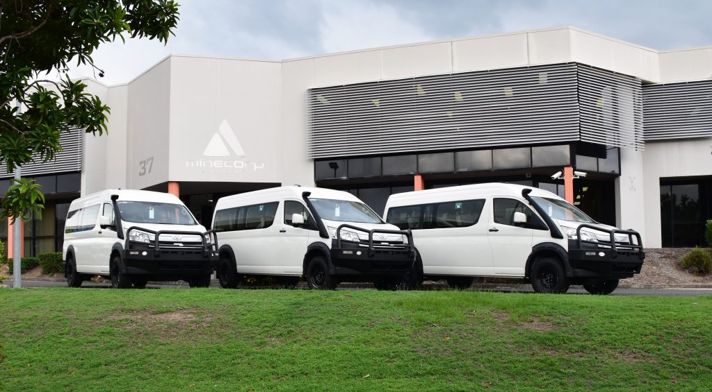 Toyota Hiace Commuter 4x4 with ROPS Dec 2020 (45) - Minecorp